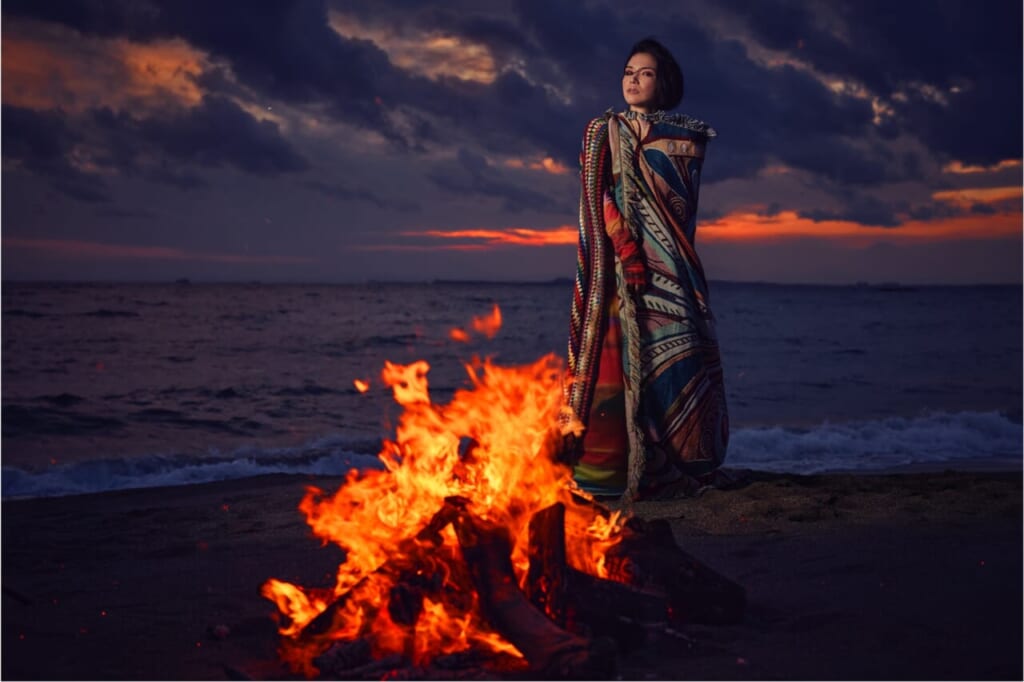 » Superfly、ニューAL『Heat Wave』に「春はグラデーション」のSuperflyセルフカバー・バージョン収録決定！アルバム発売 ...